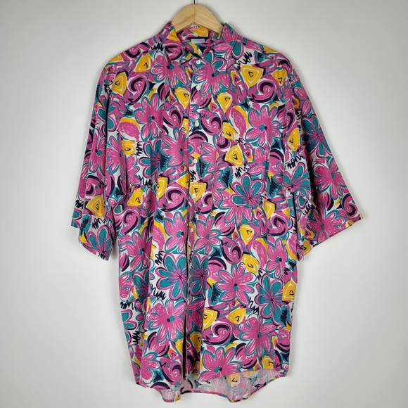 Pro Spirit Athletic Gear | Tops | Pro Spirit Floral Short Sleeve Button ...